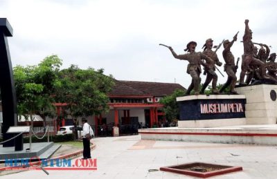 Pembangunan Museum PETA Tuai Sorotan Seniman Patung Blitar - Memontum